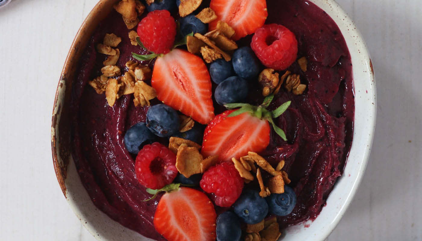 Acai Bowl for Better Digestion | Linwoods Recipe