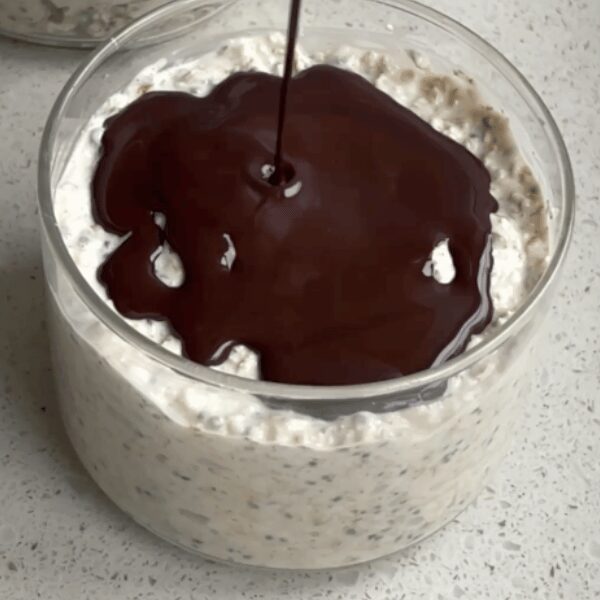 4 Simple Steps to Bounty Inspired Chocolate and Coconut Overnight Oats ...