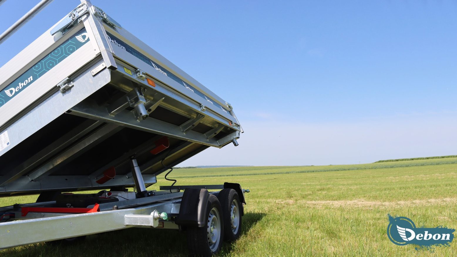 Debon PW2.4 Three Way Tipper Trailer - Martin Pears Engineering ...