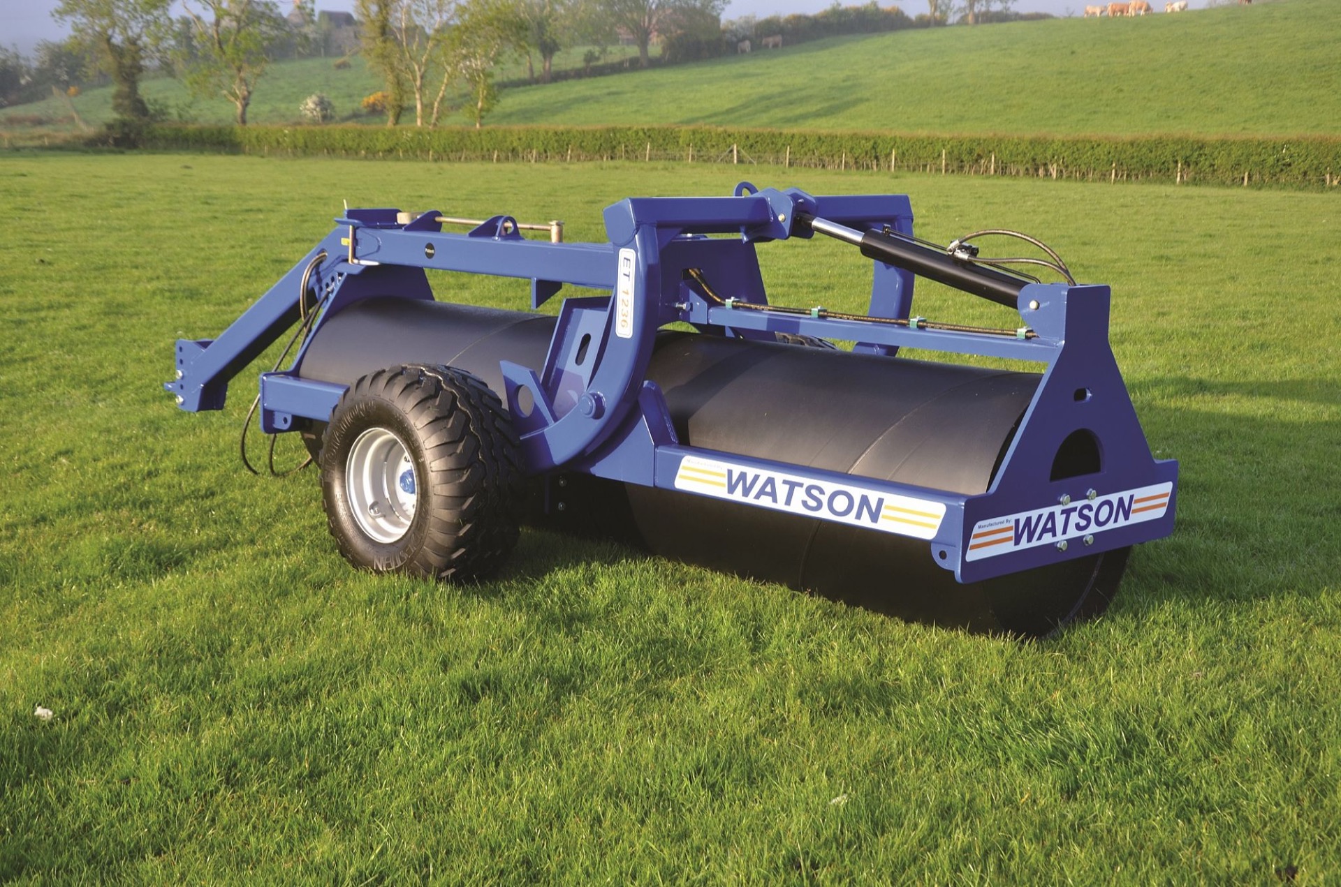 Walter Watson Rotating End Tow Land Roller - Martin Pears Eng. » Martin ...