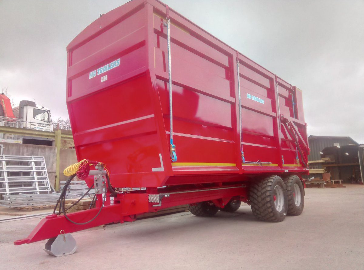 M4 Trailers - Grass & Grain Trailers - Martin Pears Engineering ...