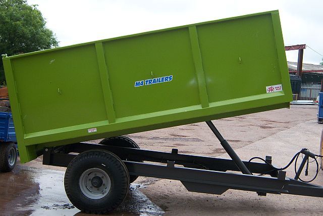 M4 Trailers - Grass & Grain Trailers - Martin Pears Engineering ...