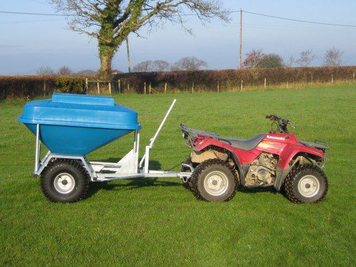 CLH Snacker Animal Feeder - Off Road - Martin Pears Engineering ...