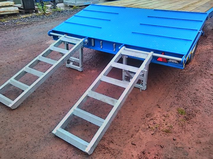 M4 Trailers - Low Loader Trailers - Martin Pears Engineering » Martin ...