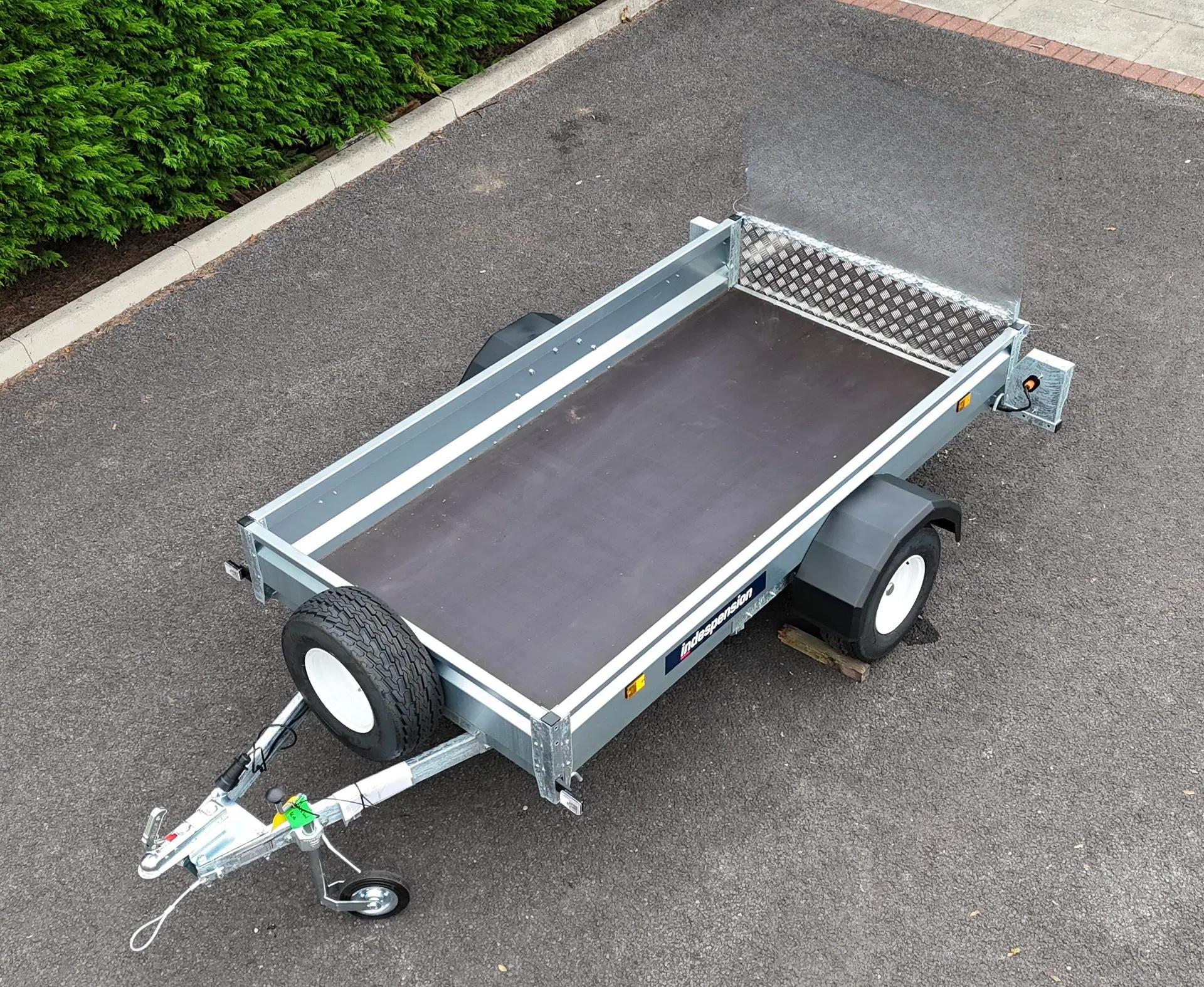 Indespension Unbraked 8'x4' Single Axle Trailer - Martin Pears ...