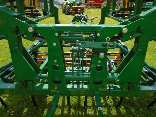 Cousins Swiftine Harrow One Pass Cultivator » Martin Pears Engineering