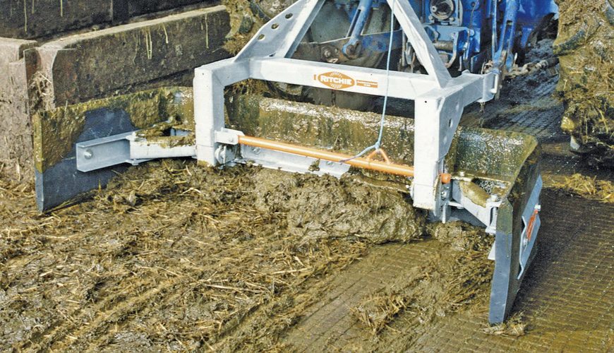 Ritchie Yard Scraper - Heavy Duty - Martin Pears Engineering » Martin ...