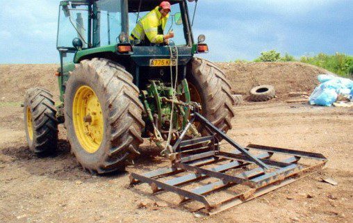 Beaco Land Leveller - Martin Pears Engineering » Martin Pears Engineering