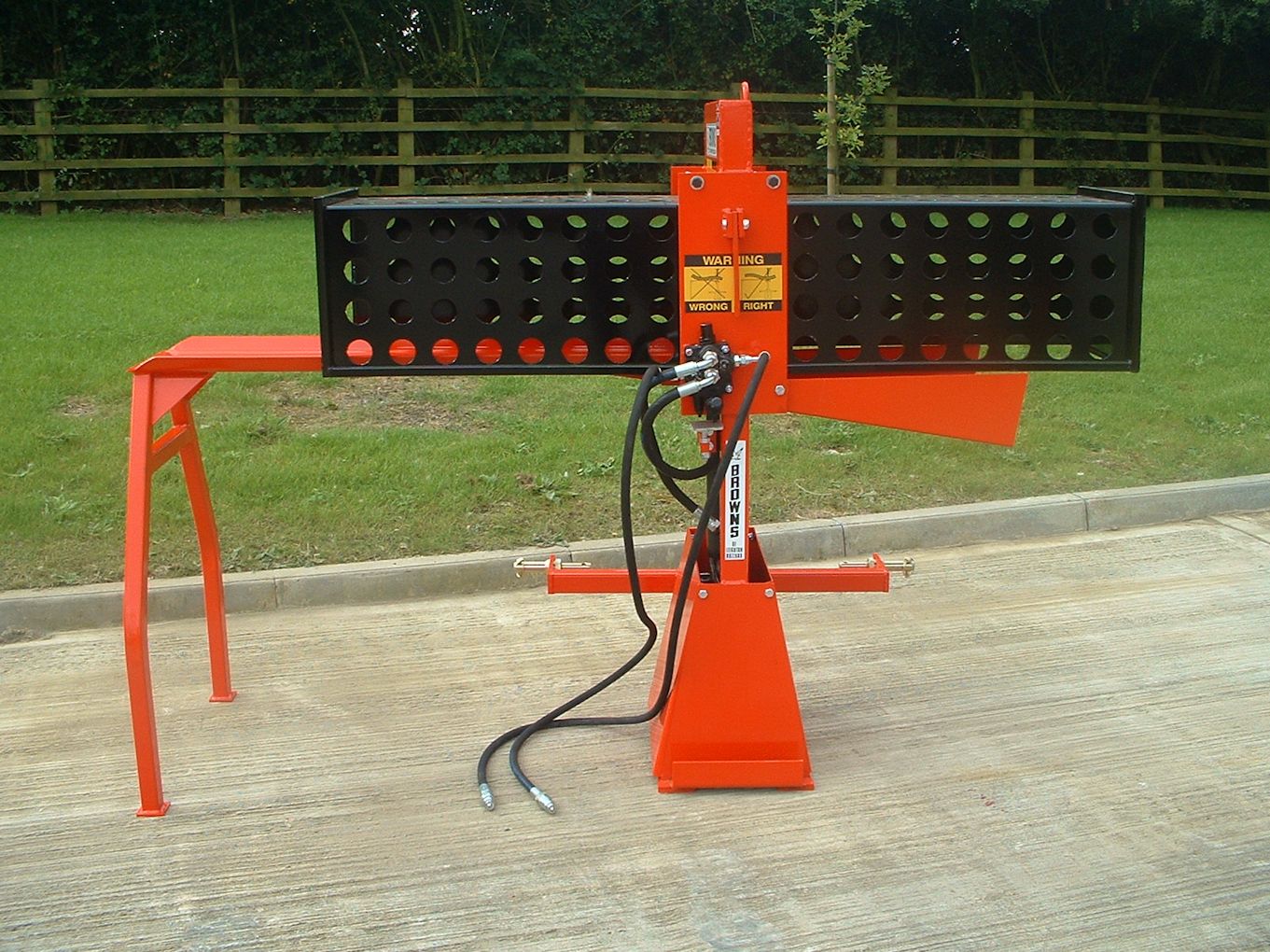 Browns Log Chop Wood Guillotine - Martin Pears Engineering » Martin ...