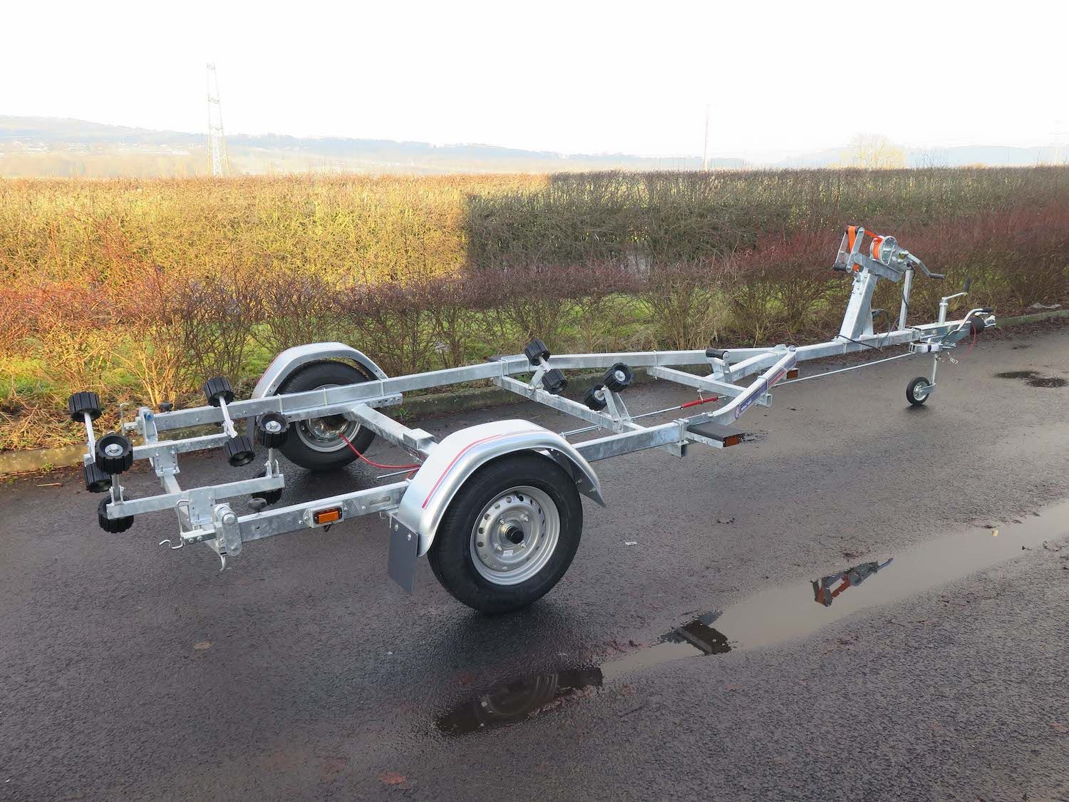 Indespension Roller Coaster Boat Trailer - Martin Pears Engineering ...