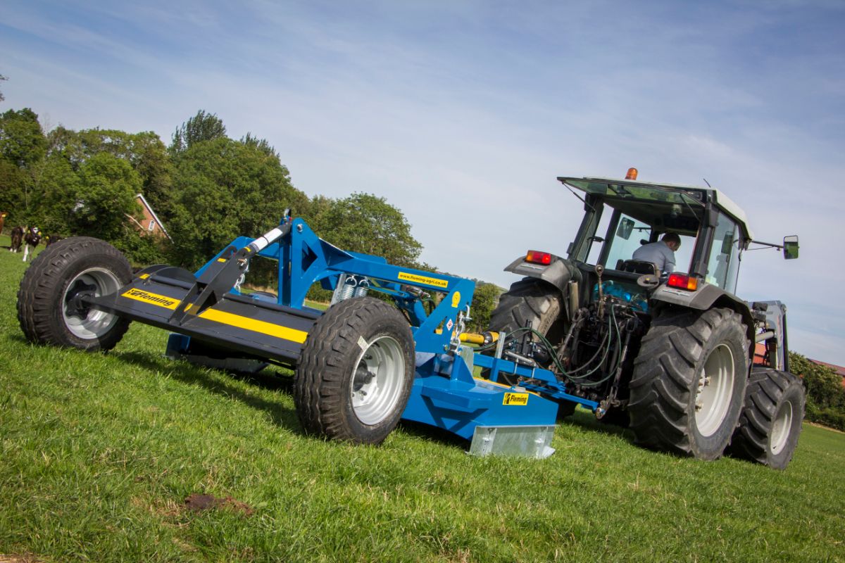 Fleming Agricultural Toppers - 8ft or 9ft Trailed Super Float - Martin ...