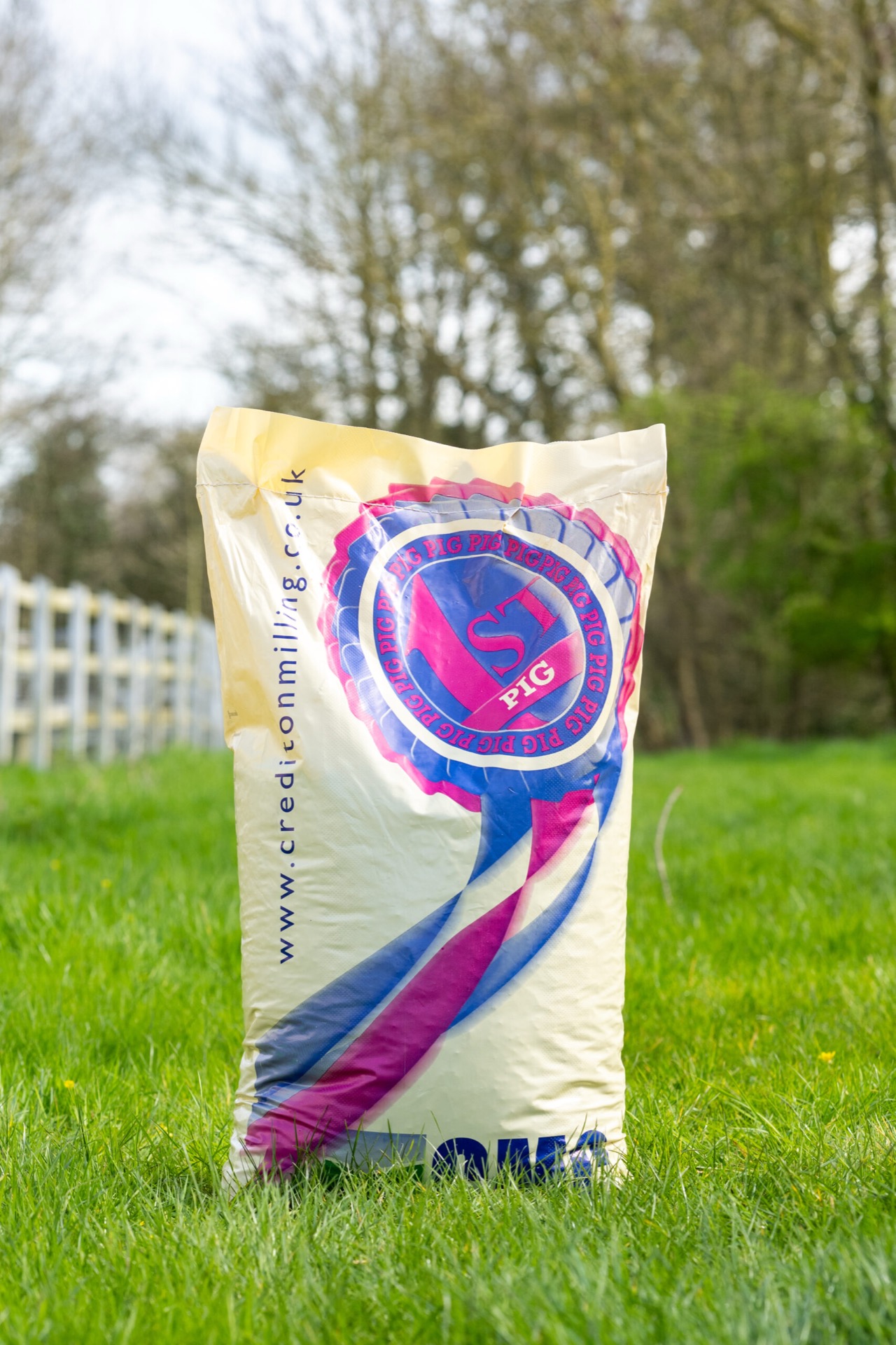 Crediton Milling Pig Early Grower Pellets - Martin Pears Engineering ...