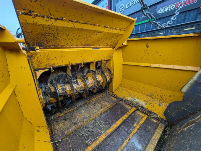 Lucas G Castor 20R Mounted Straw Blower - Martin Pears Engineering ...