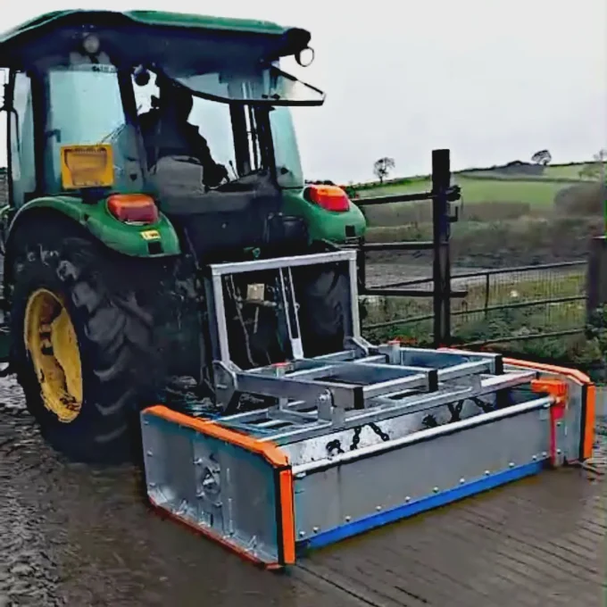 Ritchie Combi-Scrape Box Scraper | Heavy-Duty Yard Scraper - Martin ...
