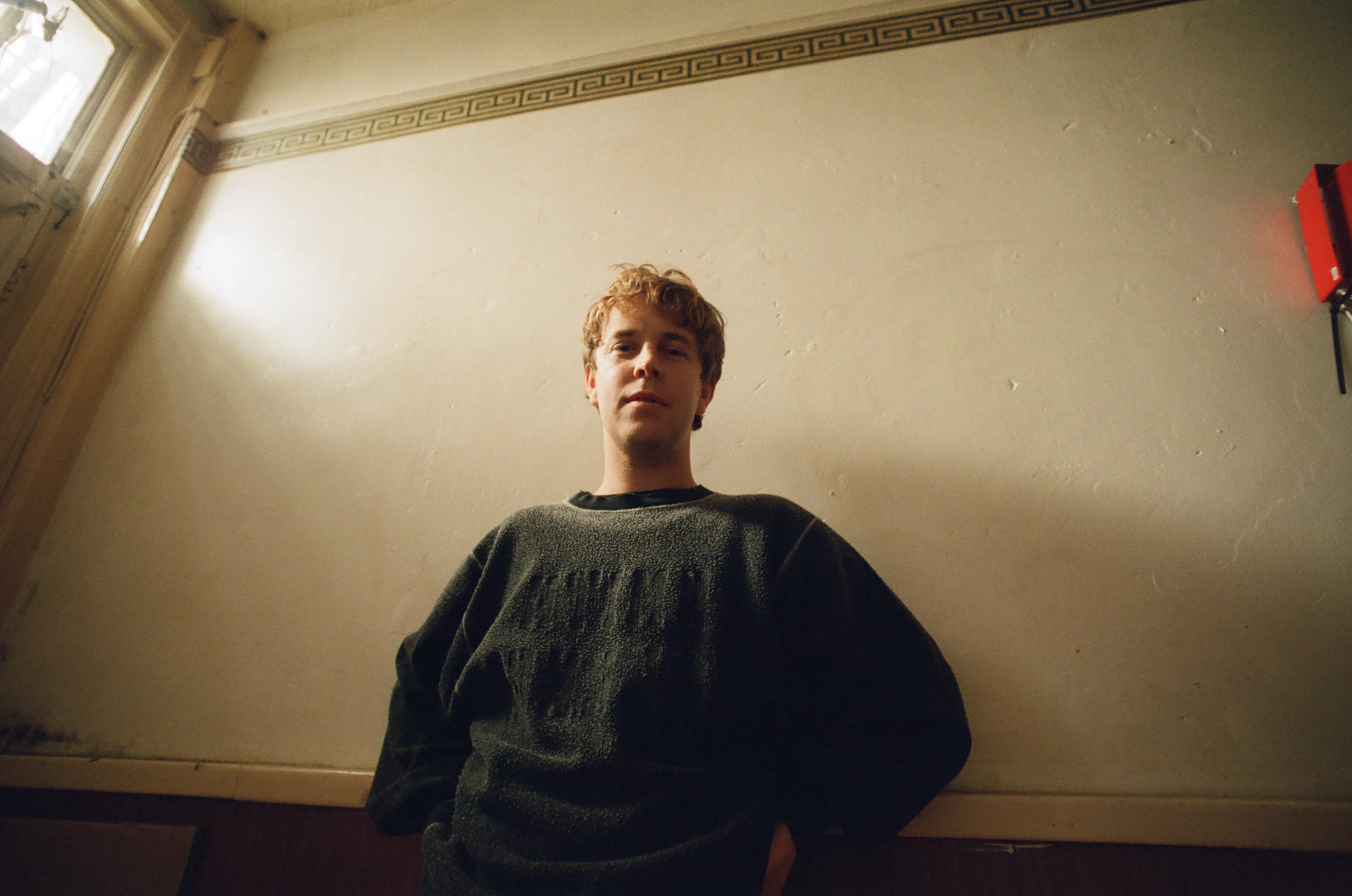 Tom Odell is back, and at his most-experimental on "numb" | Wonderland